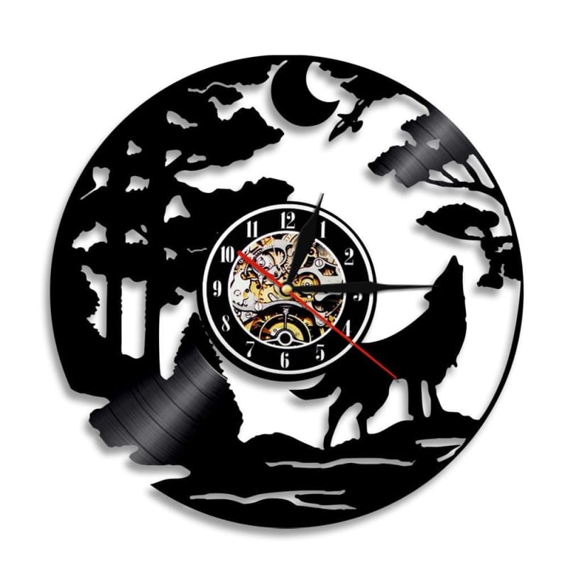 Wolf Clock That Howls | Wolf Stuff